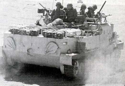 BTR-50P - Balada Panser Amfibi 'Paruh Baya' di Indonesia