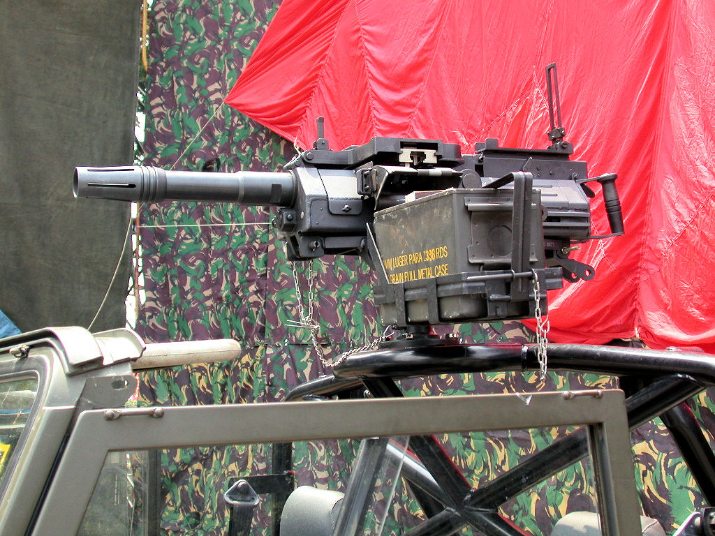 CIS AGL 40 - Pelontar Granat Otomatis Andalan Rantis TNI