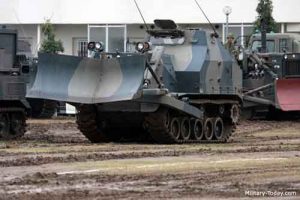 Komatsu Type 75 - Bulldozer Lapis Baja Ciri Khas Zeni Konstruksi AD Jepang