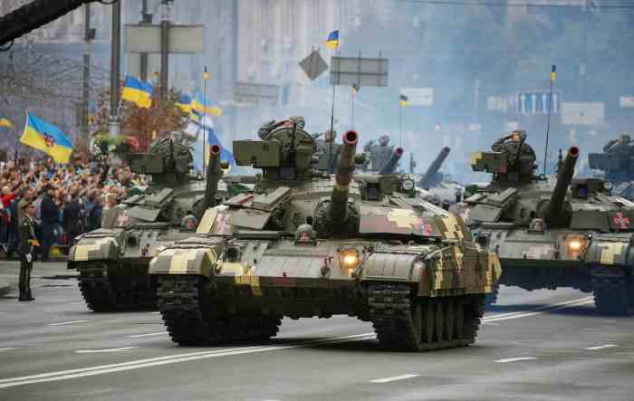 Insiden Latihan Militer Ukraina, Ranpur BMP-1 Tabrak MBT-T64BM Bulat