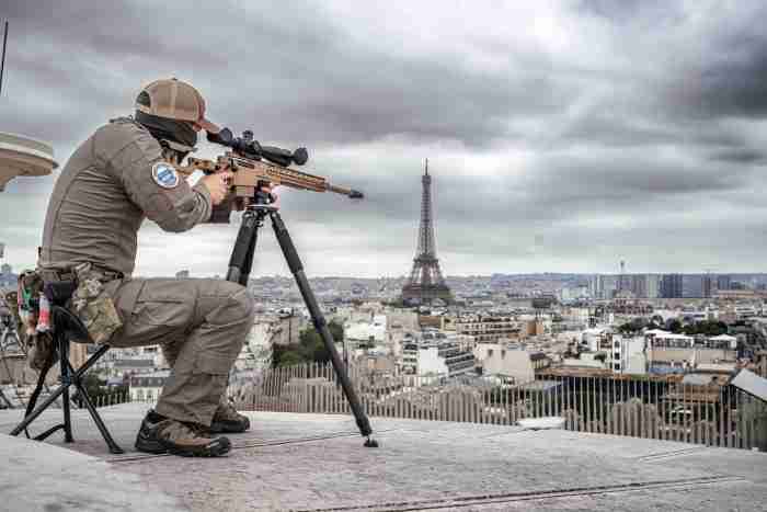Sniper GIGN 'Beraksi' di Olimpiade Paris 2024, Gunakan Senapan Multi ...