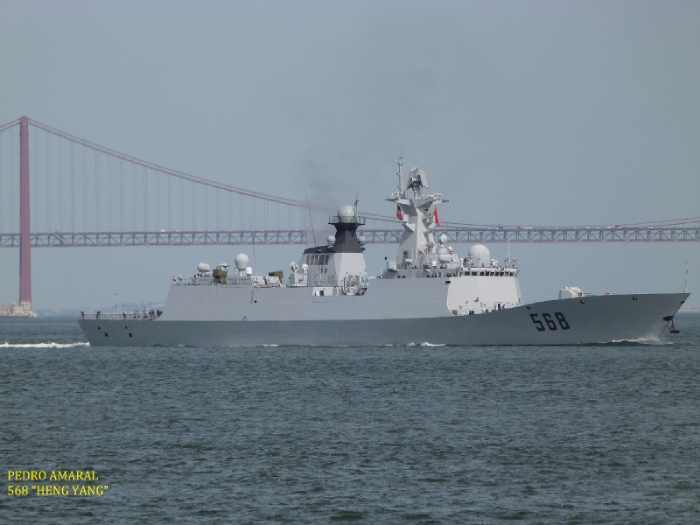 Gugus Tempur Sang Naga Merapat di Jakarta, LHD Type 075 "Hainan" Dikawal Dua Frigat Type 054A ...