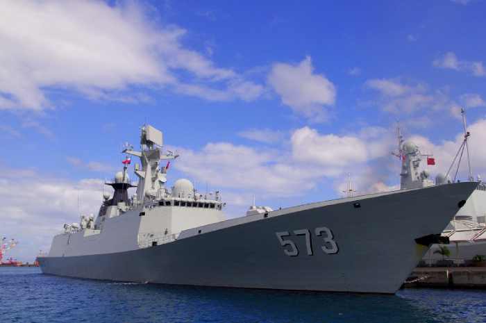 Gugus Tempur Sang Naga Merapat di Jakarta, LHD Type 075 "Hainan" Dikawal Dua Frigat Type 054A ...