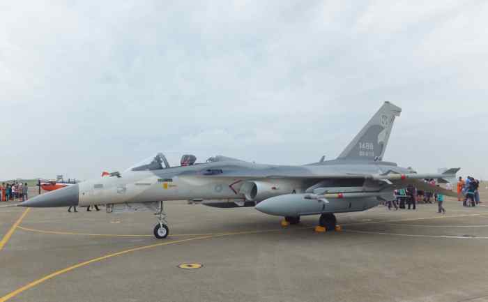 Ching Kuo Indigenous Defense Fighter (IDF) - Jet Tempur Multirole 'Fly ...